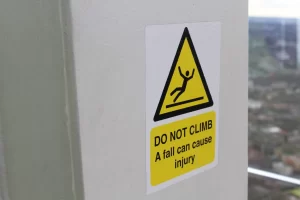 Wajib Tahu! 6 Rambu-rambu K3 yang Sering Digunakan Perusahaan - Cipta ...